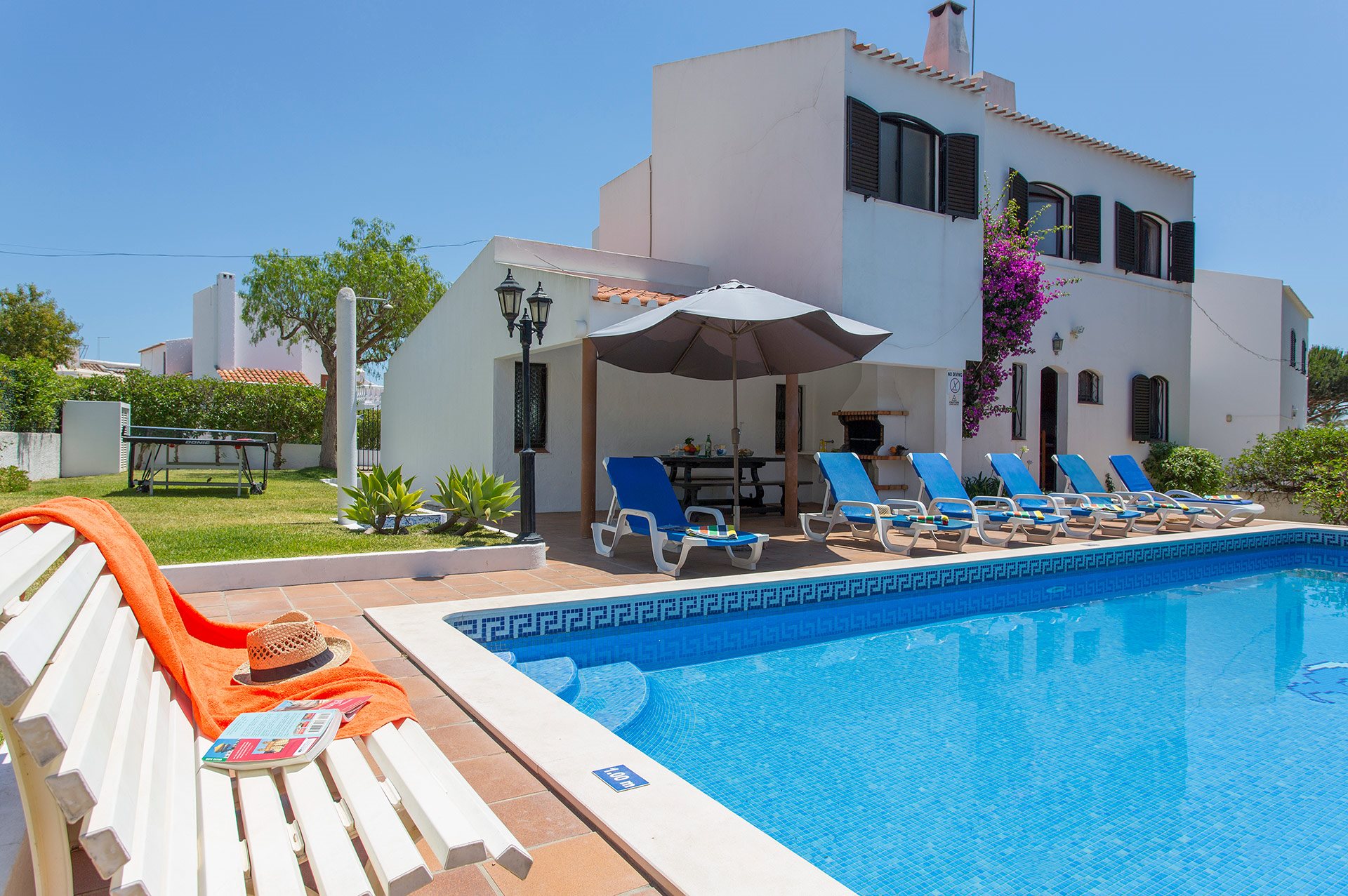 Villa Montechoro In Praia D’Oura, Algarve | Villa Plus