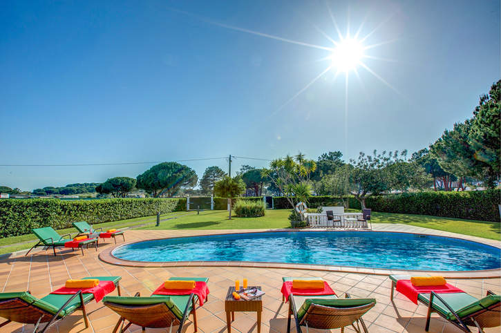 Villa Holiday Specialist | Hand-Picked Villas | Villa Plus