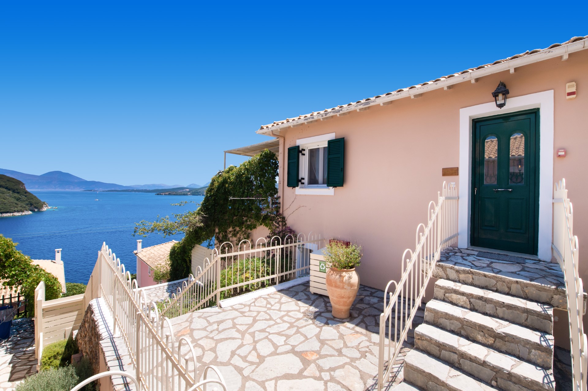 Villa Akrogiali Desimi In Desimi, Lefkada | Villa Plus