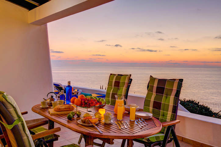 Villa Holiday Specialist | Hand-Picked Villas | Villa Plus