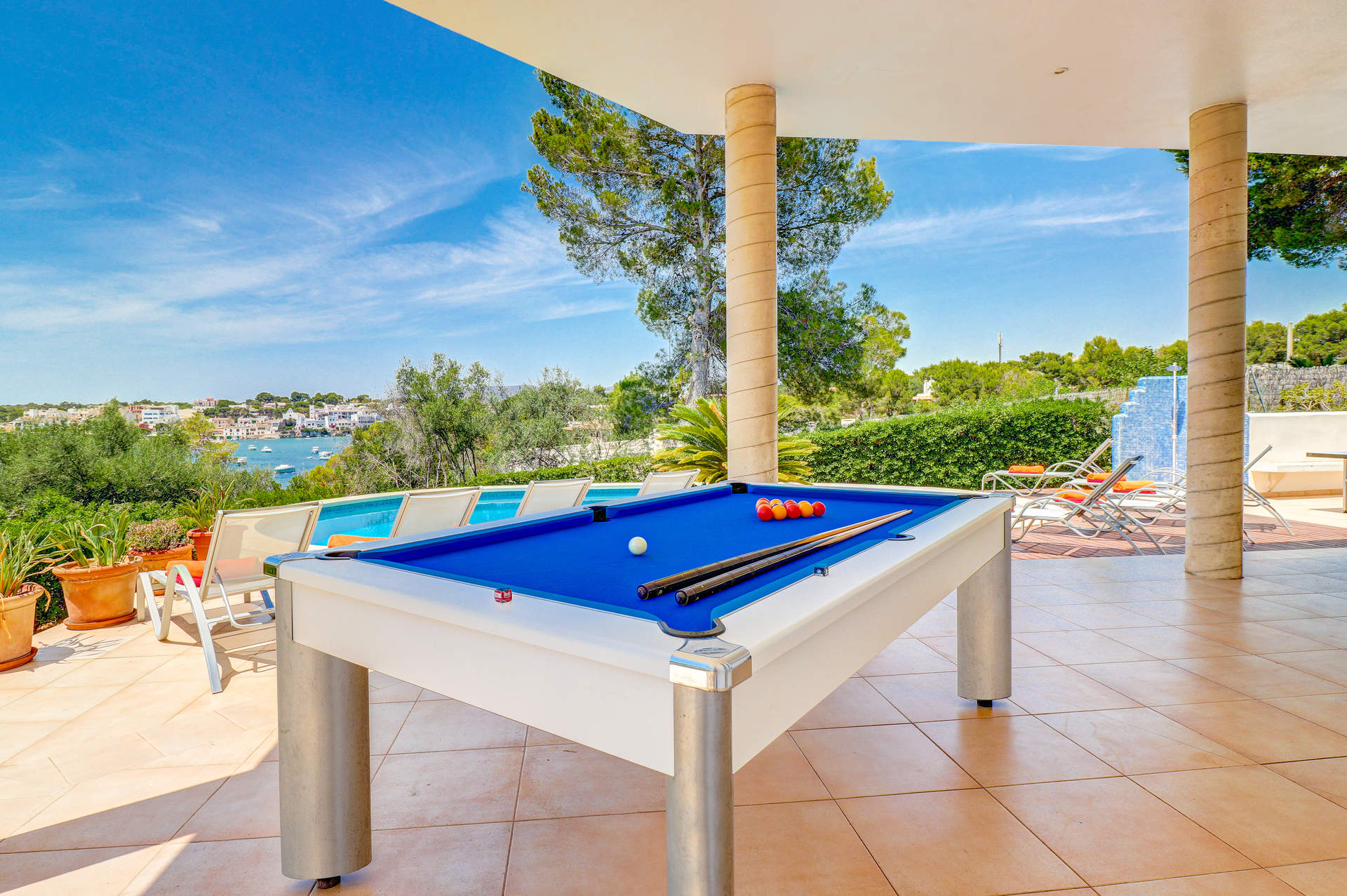 Villa Ses Arcades In Cala D'or, Majorca | Villa Plus