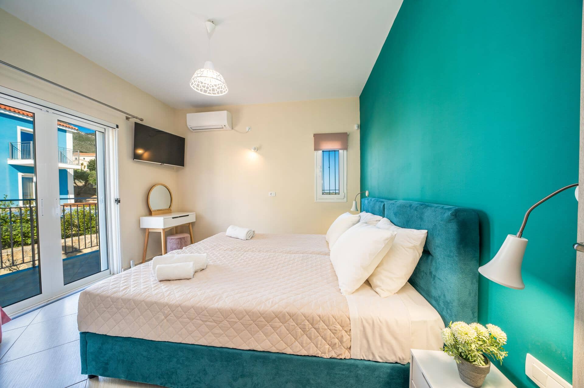 Villa Roz In Lourdas, Kefalonia | Villa Plus