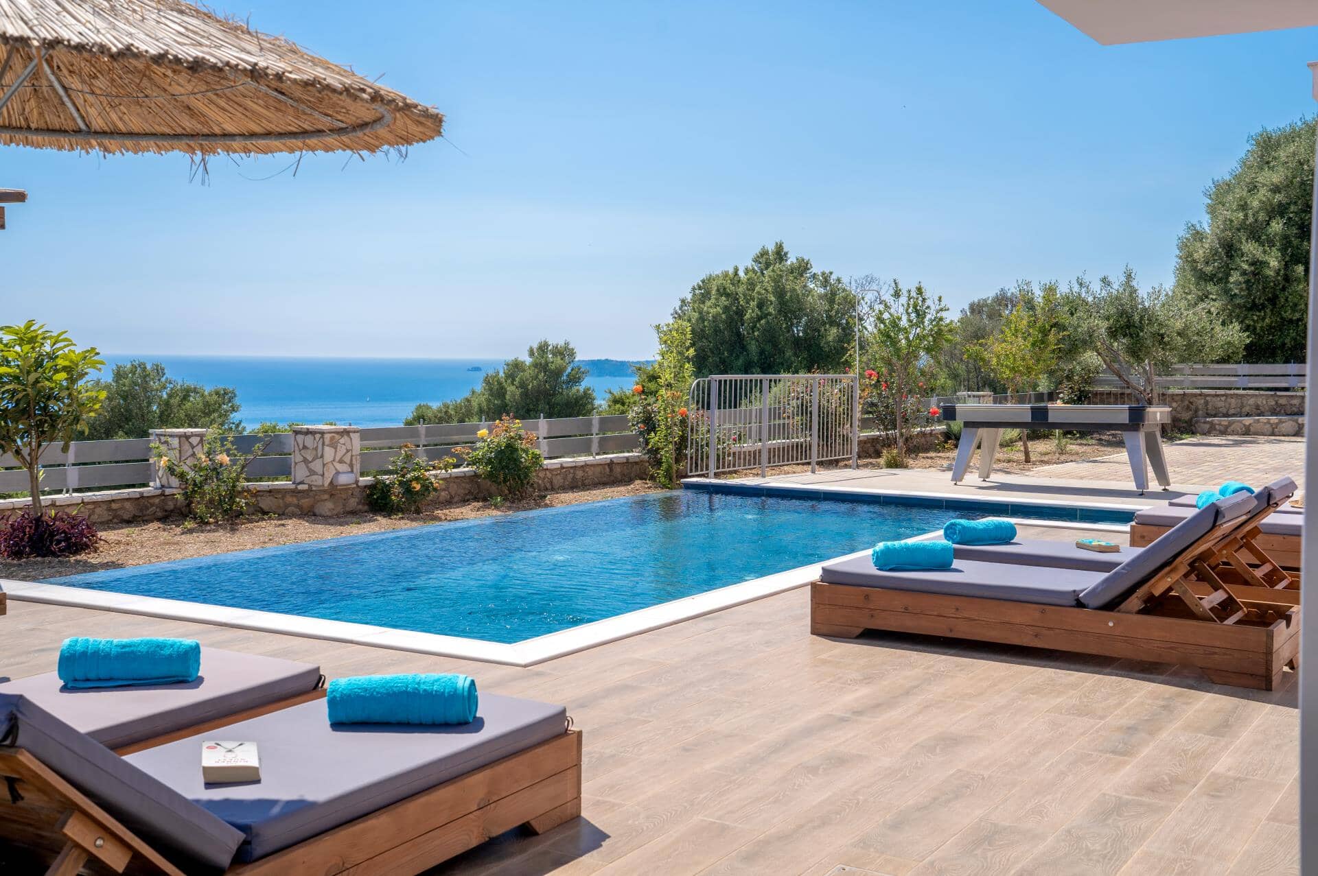 Villa Roz In Lourdas, Kefalonia | Villa Plus