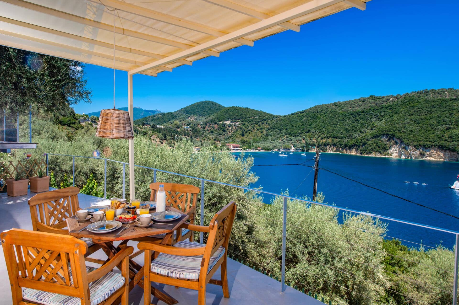 Villa Floisvos Desimi In Desimi, Lefkada | Villa Plus