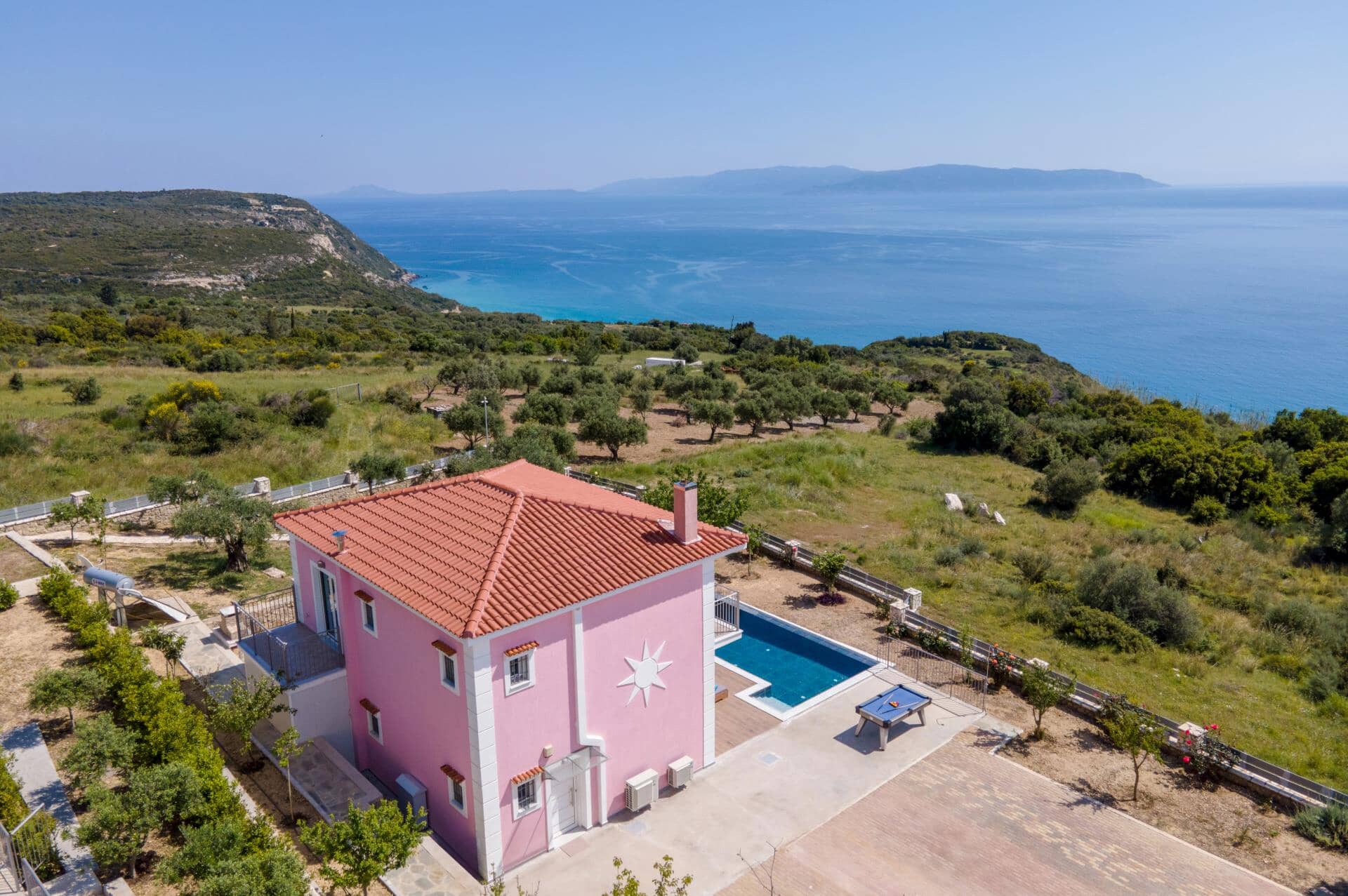 Villa Roz In Lourdas, Kefalonia | Villa Plus