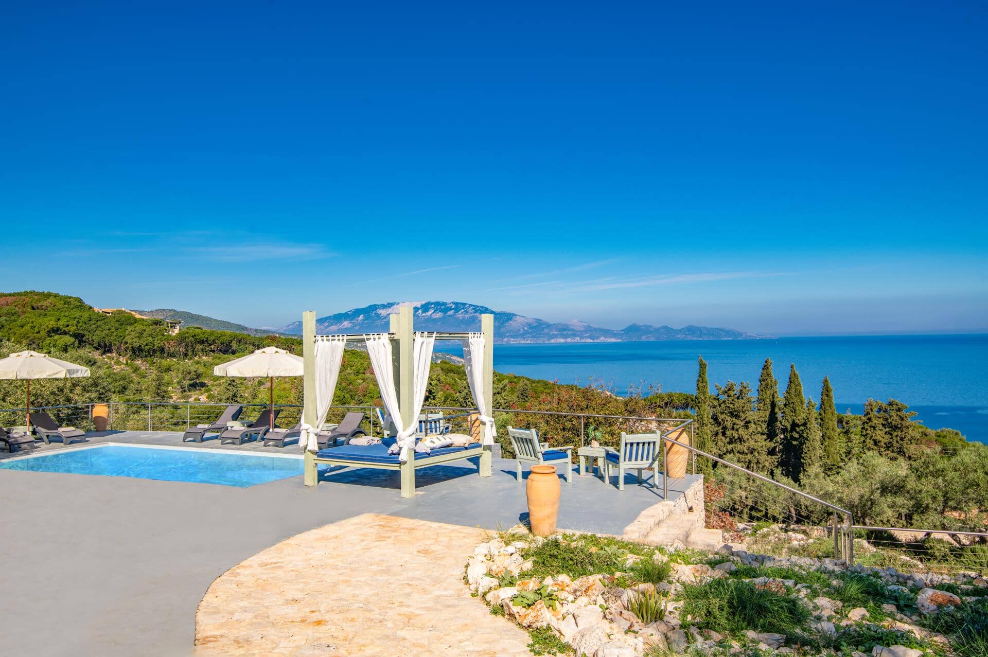 Villa Thea En Agios Nikolaos, Zante | Villa Plus