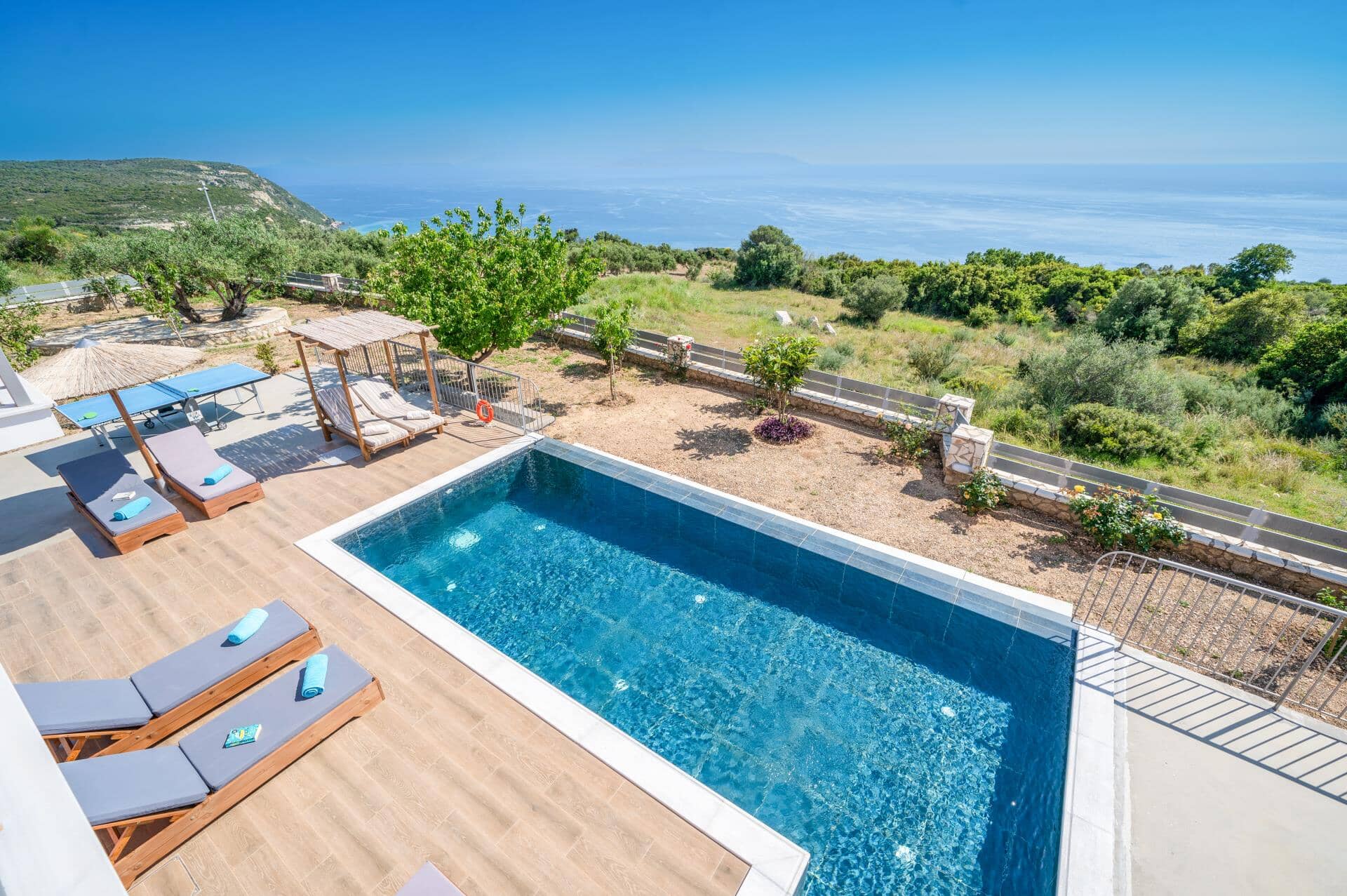 Villa Roz In Lourdas, Kefalonia | Villa Plus