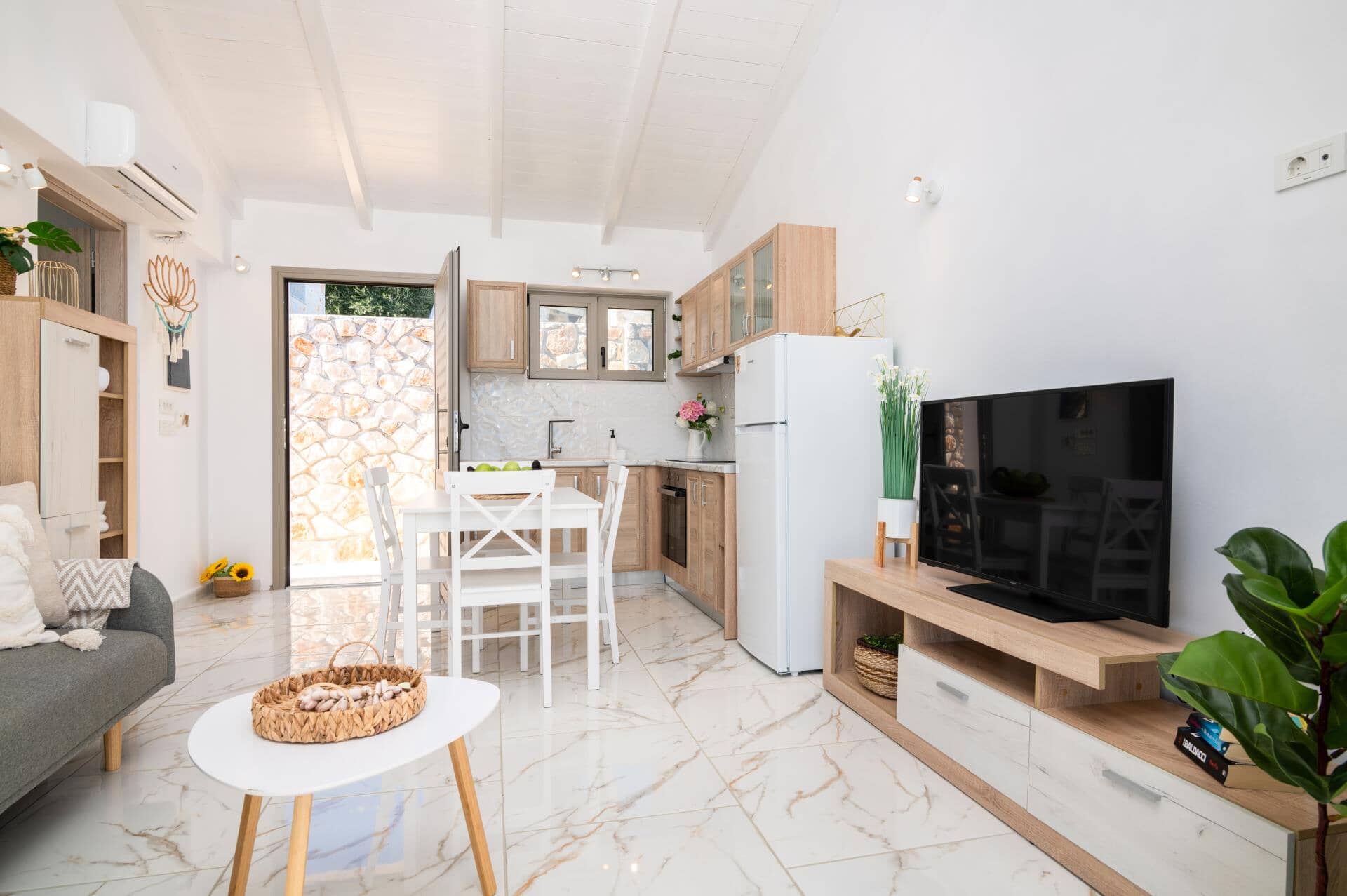 Villa Chrysso Horio 1 In Alykes, Zante | Villa Plus