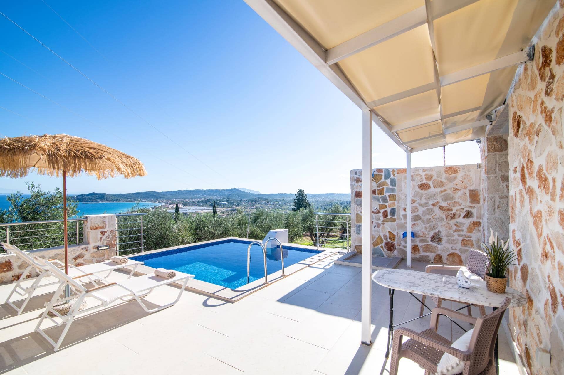 Villa Chrysso Horio 1 In Alykes, Zante | Villa Plus